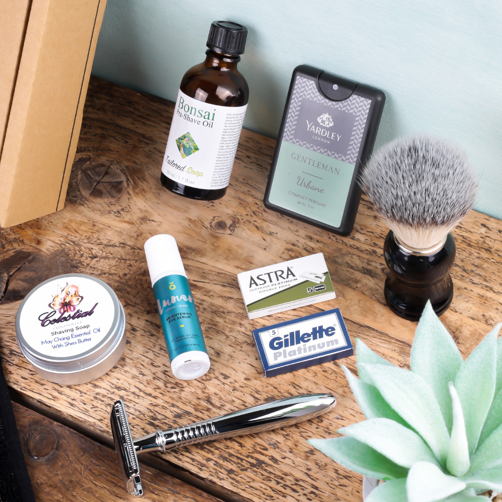 The October/Nov21 Shaving Kit – The Personal Barber